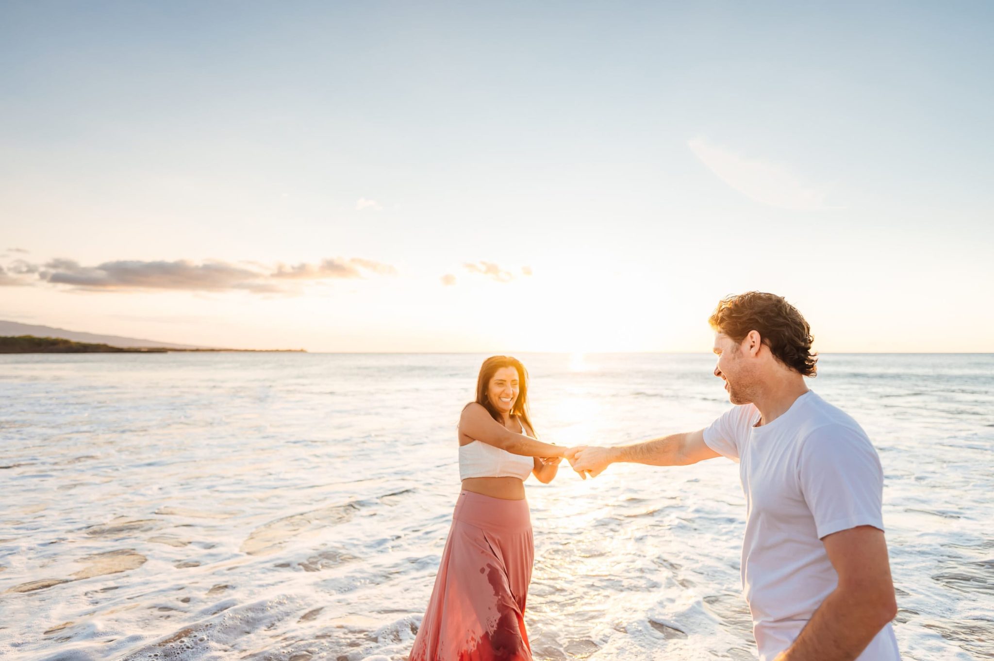 Hawaii Engagement Photographers - Beach Sunset Photos - Hawaii ...
